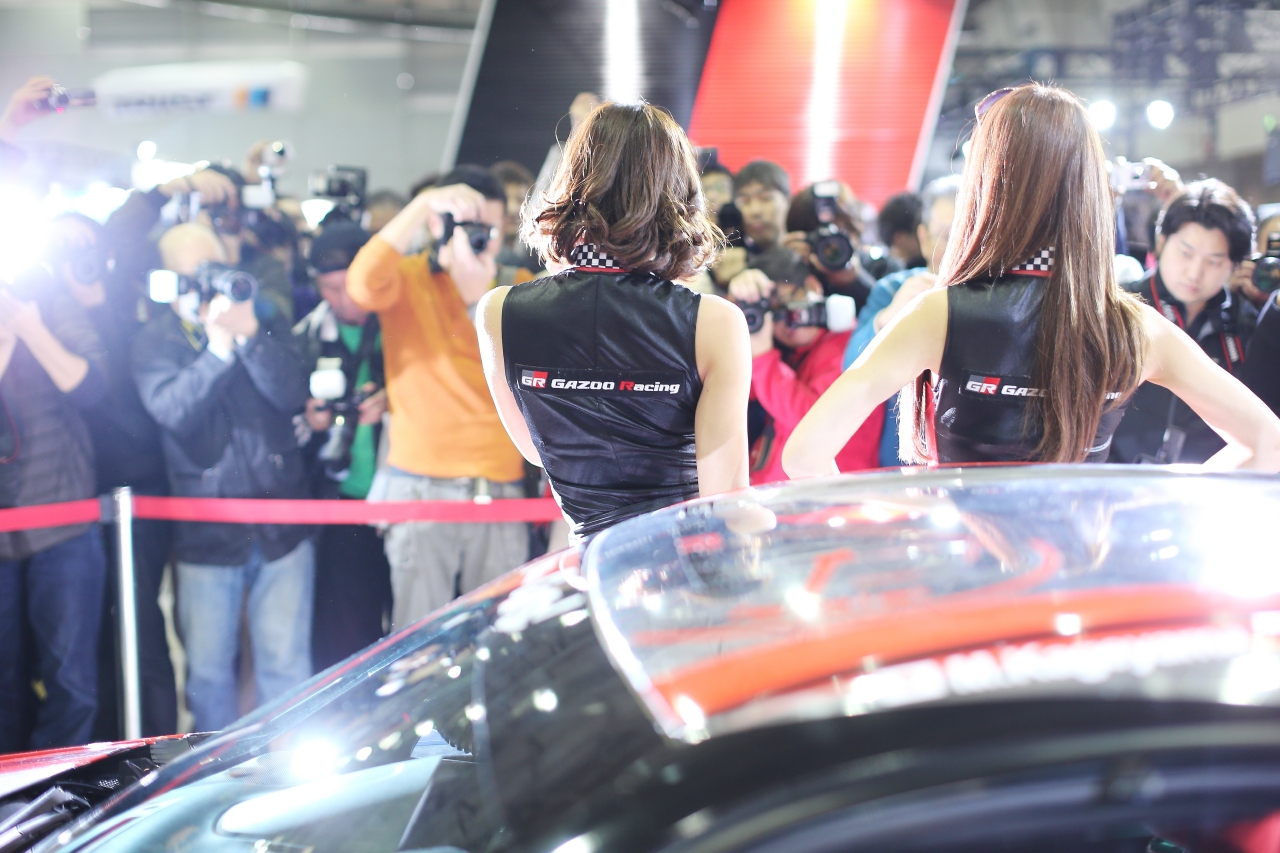 Photo Gallery in TOKYO AUTO SALON 2014 | GAZOO Lady | TOYOTA GAZOO Racing