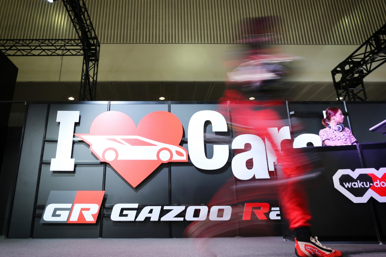 Photo Gallery in TOKYO AUTO SALON 2014 | GAZOO Lady | TOYOTA GAZOO Racing