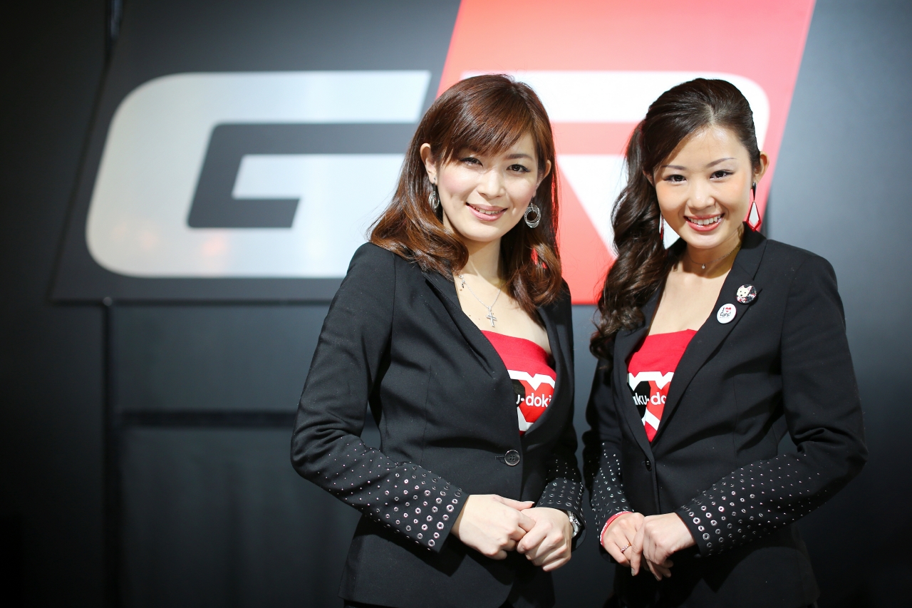Photo Gallery in TOKYO AUTO SALON 2014 | GAZOO Lady | TOYOTA GAZOO Racing