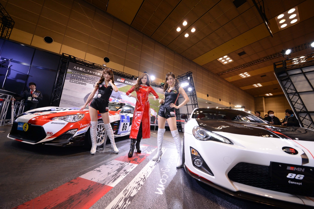 Photo Gallery in OSAKA AUTO MESSE 2014 | GAZOO Lady | TOYOTA GAZOO Racing